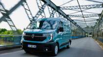 Renault Master E-Tech Elektro-Transporter erster Test | AUTO MOTOR UND ...