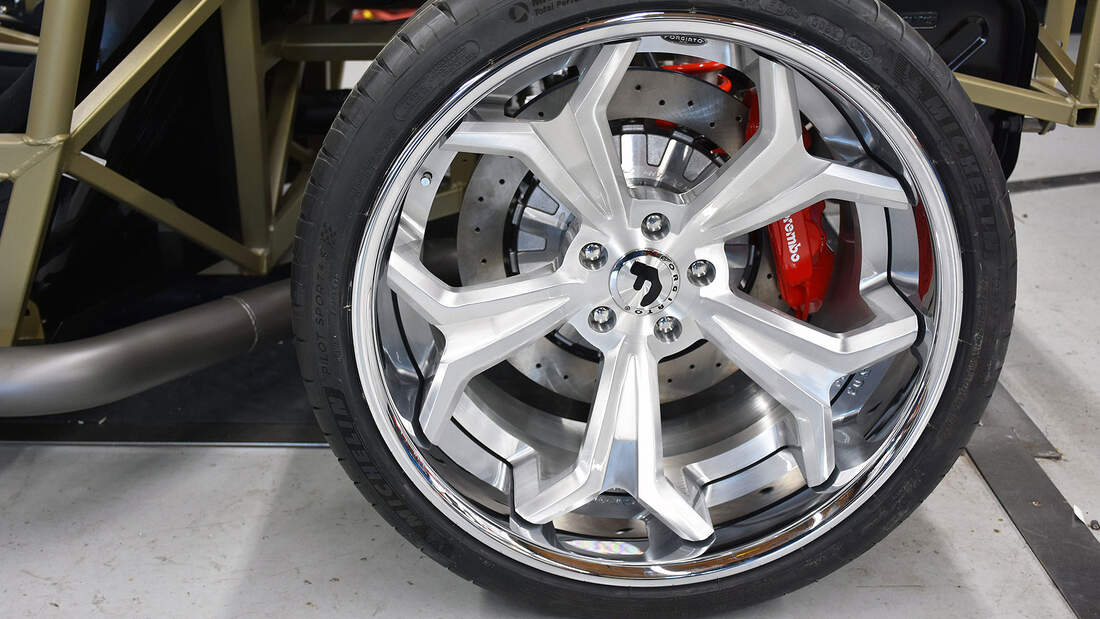 Factory Five F9R Concept Supercar: US-Supersportler mit V12 - auto ...