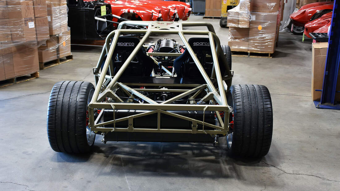 Factory Five F9R Concept Supercar: US-Supersportler mit V12 - auto ...