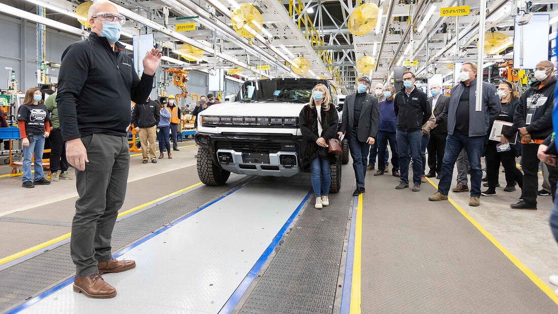 GMC Hummer EV: Gigantischer Elektro-SUV | AUTO MOTOR UND SPORT