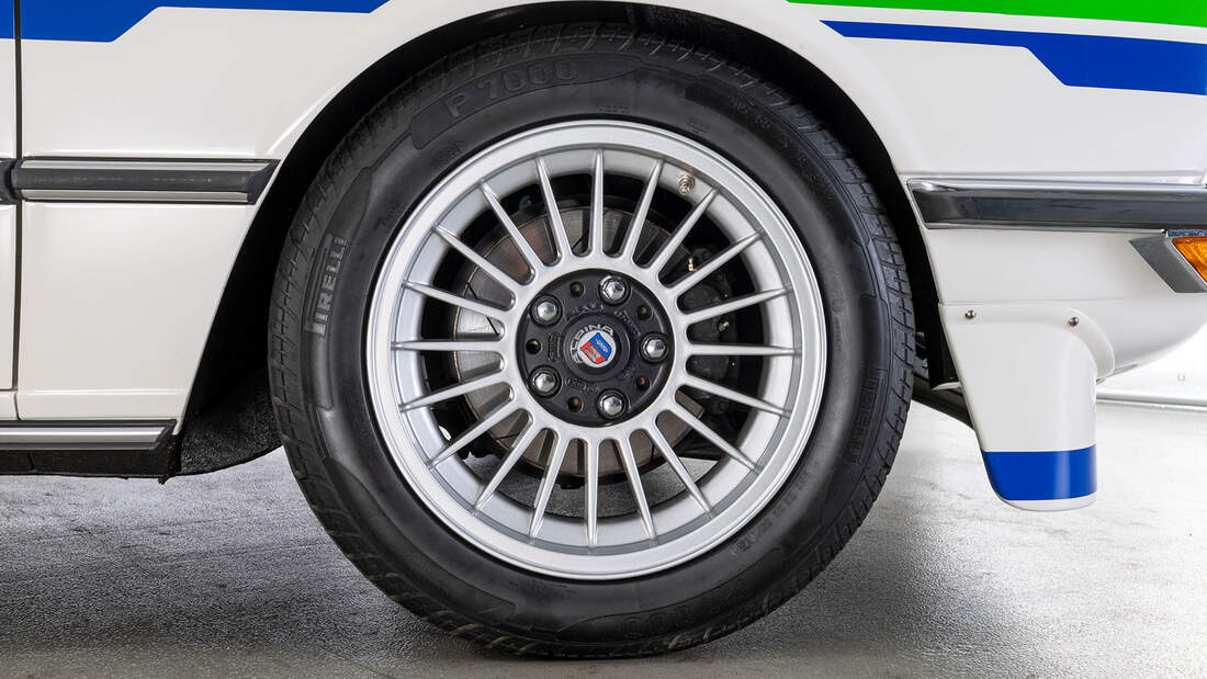 Alpina BMW B2 E12 (1976): Porsche-Jäger der 70er | AUTO MOTOR UND SPORT