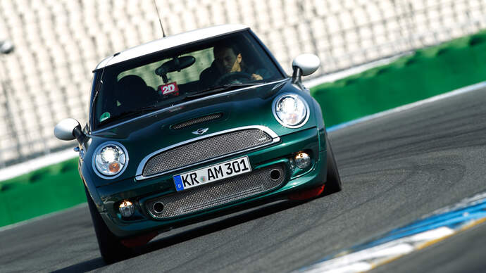 Arden Mini Alle Generationen, neue Modelle, Tests & Fahrberichte - AUTO ...