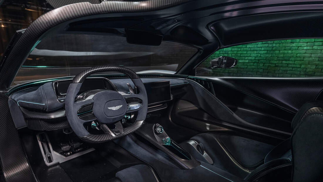 Aston Martin Vanguard (2025): Heißt so der erste Elektro-Aston? | AUTO ...