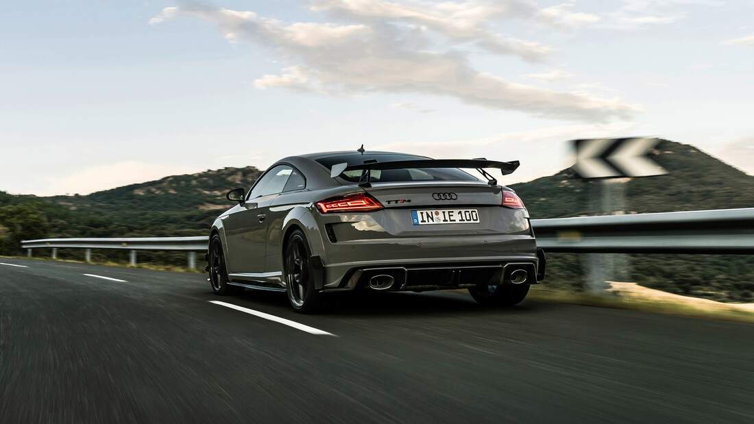 Audi TT RS Coupé Iconic Edition: Abschied mit 400 PS | AUTO MOTOR UND SPORT