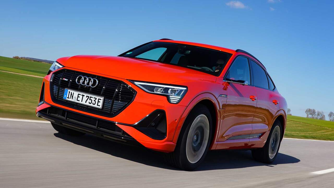 Audi e tron sportback 55 store