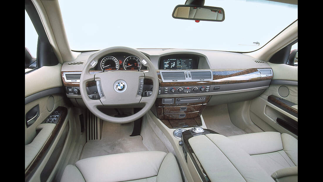 BMW 745i (E65) Fahrbericht: So ein böser Bangle | AUTO MOTOR UND SPORT