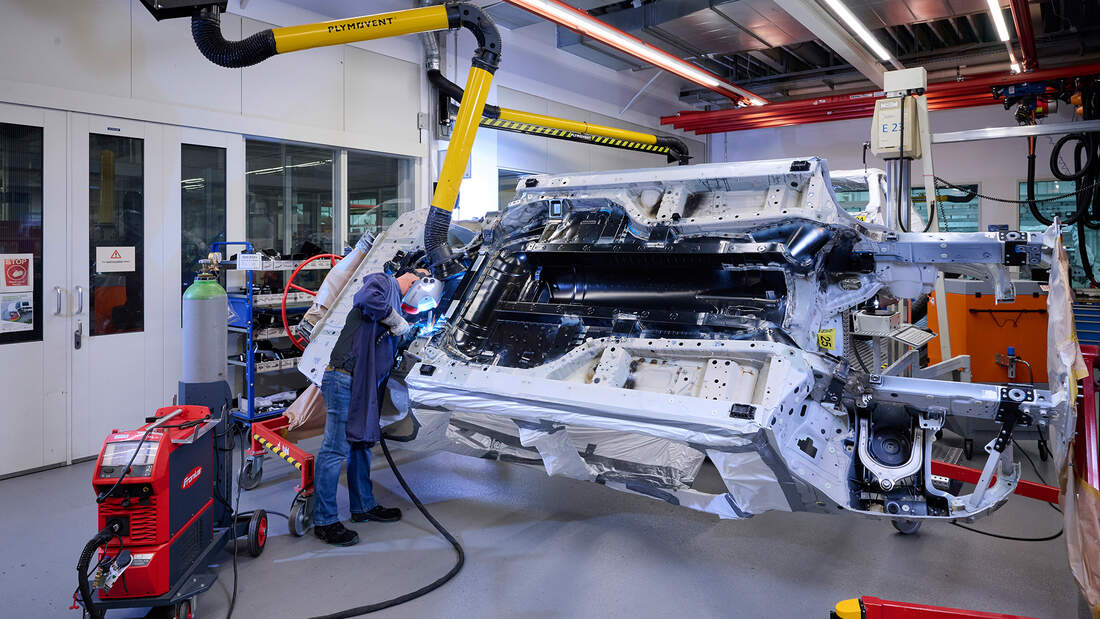 iX5 Hydrogen: So baut BMW den Wasserstoff-SUV | AUTO MOTOR UND SPORT