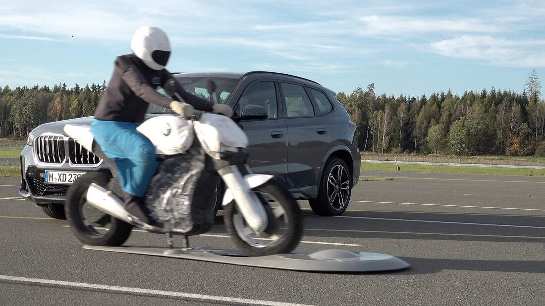 BMW-Frontassist: Sicherheit in letzter Sekunde | AUTO MOTOR UND SPORT