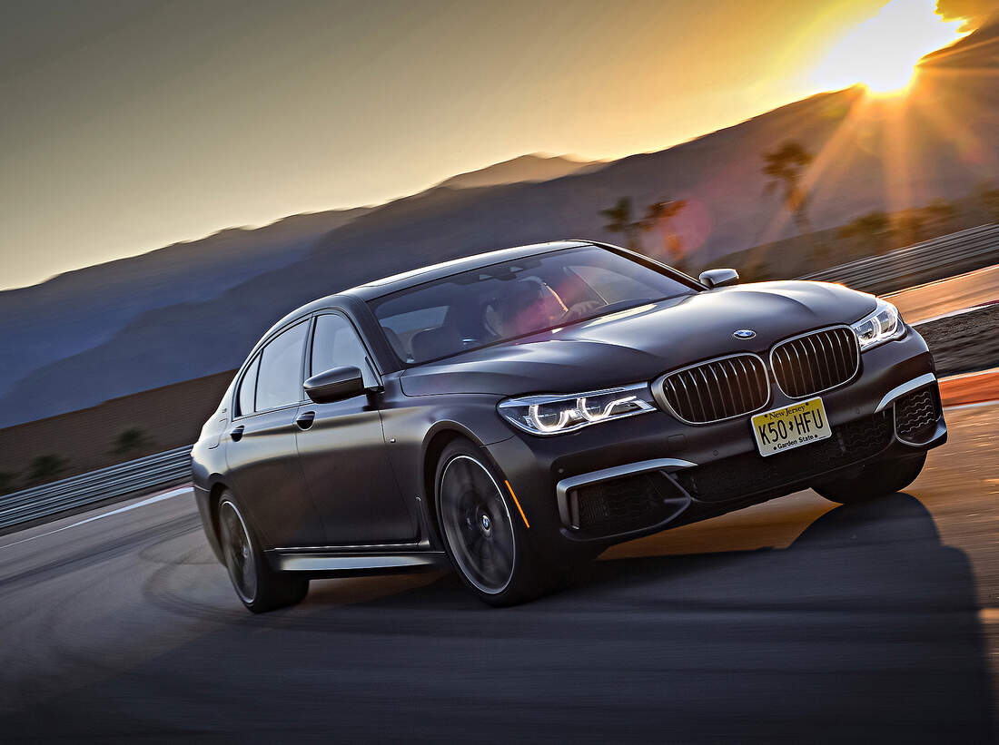BMW M760Li xDrive Fahrbericht: Der schnellste Serien-BMW - auto motor ...