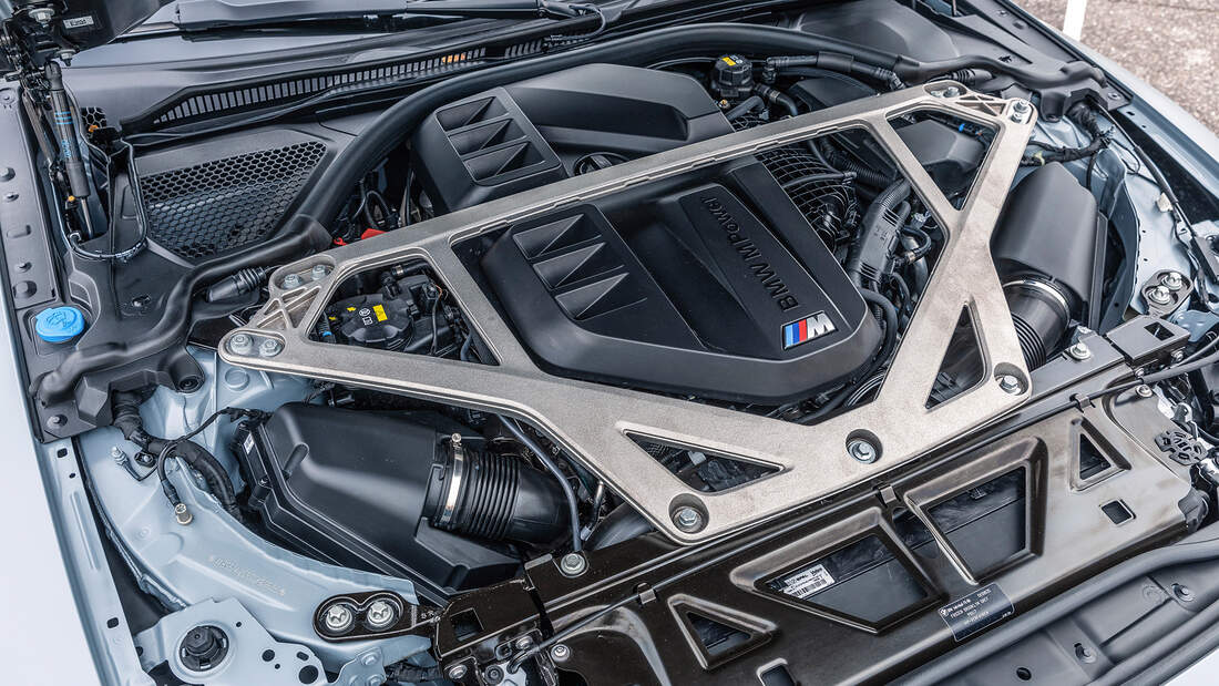 BMW M4 CSL im Test: Ist er ein echter CSL? | AUTO MOTOR UND SPORT