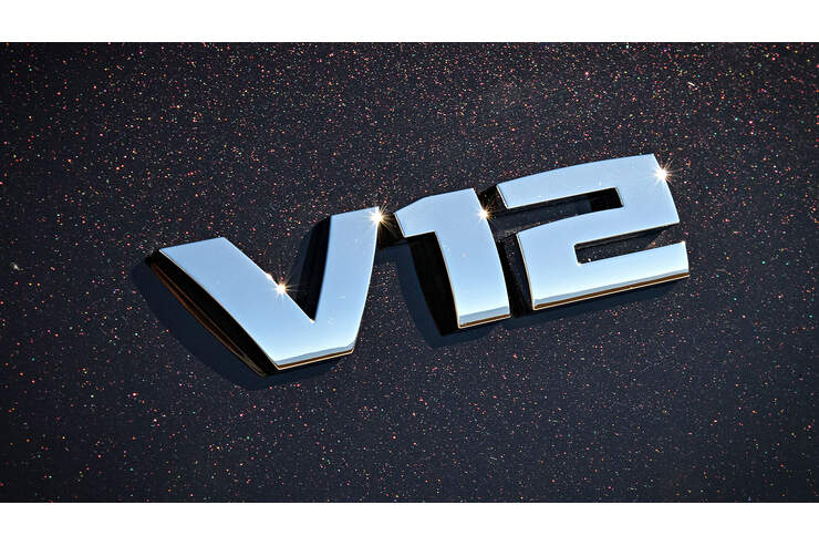 BMW V12-Abgesang: Finale mit 7er-V12-Sondermodell | AUTO MOTOR UND SPORT