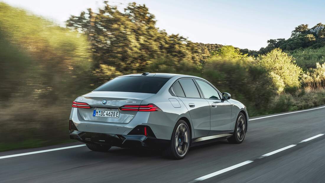 Alt gegen neu: Der neue BMW 5er im Vergleich mit dem Vorgänger | AUTO ...