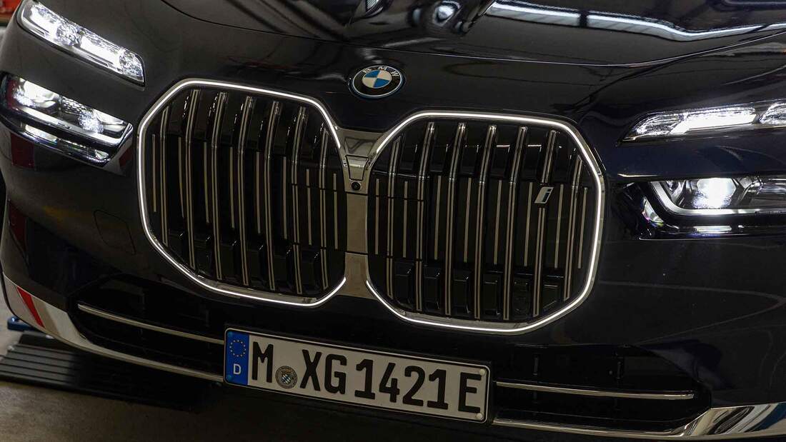 Der BMW i7 in der elektrischen Luxusklasse. Test | AUTO MOTOR UND SPORT