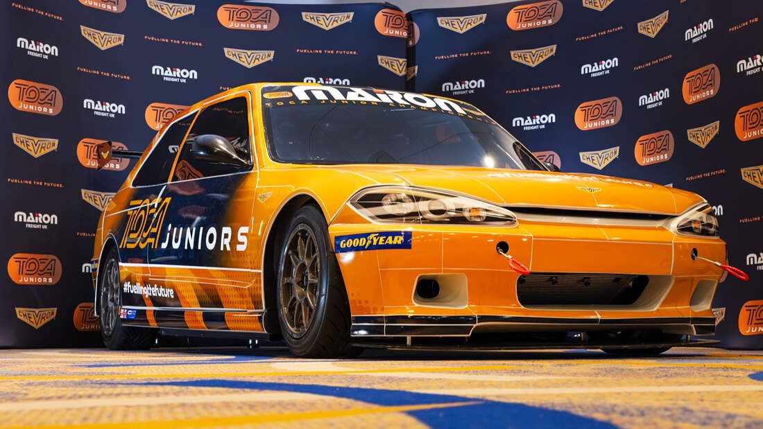 Retro-Tourenwagen Chevron B1417 | AUTO MOTOR UND SPORT