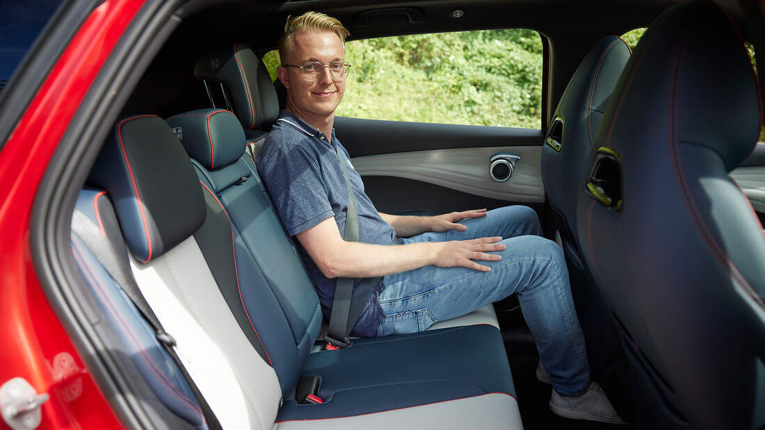 BYD Atto 3: Mit buntem Innenraum gegen den VW ID.3 | AUTO MOTOR UND SPORT