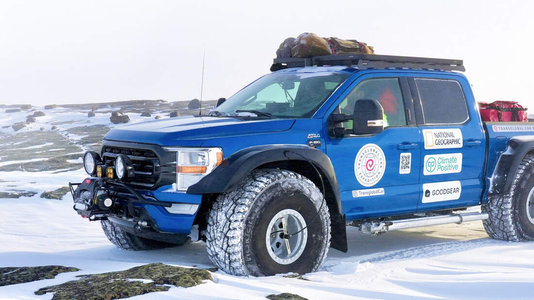 Hubschrauberbergung für versunkenen Monstertruck | AUTO MOTOR UND SPORT
