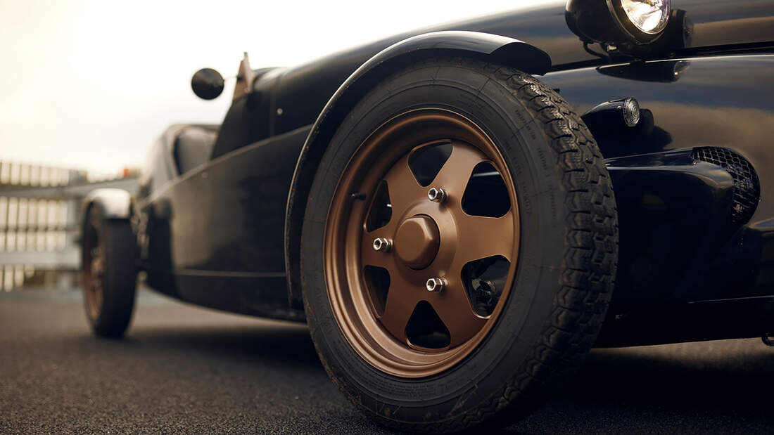 Burton: Kit-Car-Hersteller nach Frankreich verkauft | AUTO MOTOR UND SPORT