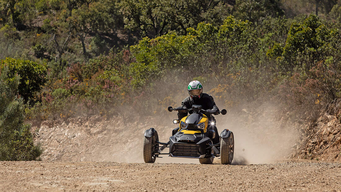 Fahrbericht Can-Am Ryker: Biken ohne Motorradführerschein? - auto motor ...