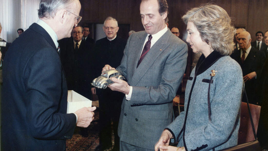 Carl H. Hahn (1926-2023): VW-Chef von 1982 bis 1992 | AUTO MOTOR UND SPORT