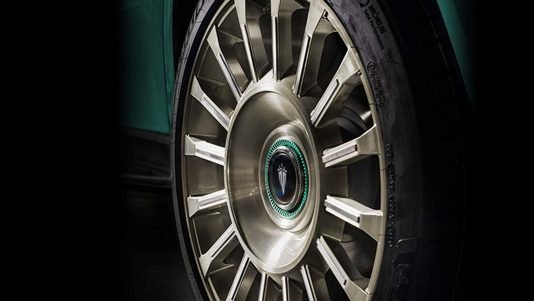 Maybach GLS 600: Mintgrüner SUV von Carlex Design | AUTO MOTOR UND SPORT