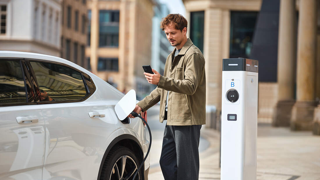 CHARGE NOW - Elektrisch verreisen: Tipps von Experten | AUTO MOTOR UND SPORT