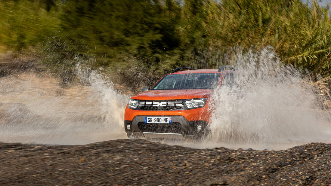 Dacia Duster: Mit dem Duster durch die Wüste | AUTO MOTOR UND SPORT