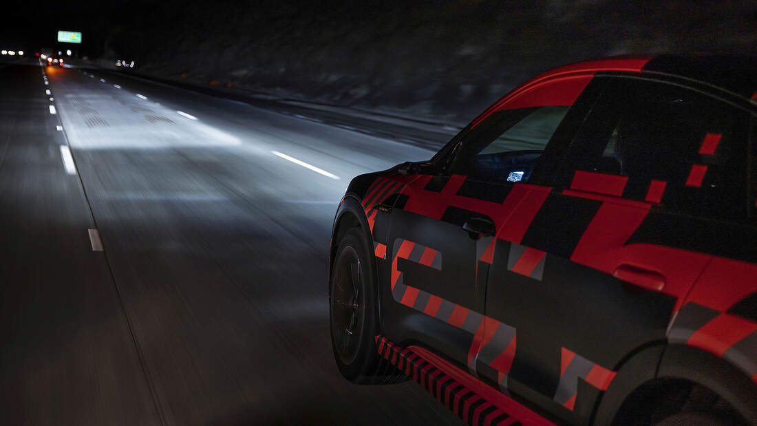 Audi Digital Matrix Light: Spurhalteassistent aus Licht | AUTO MOTOR ...