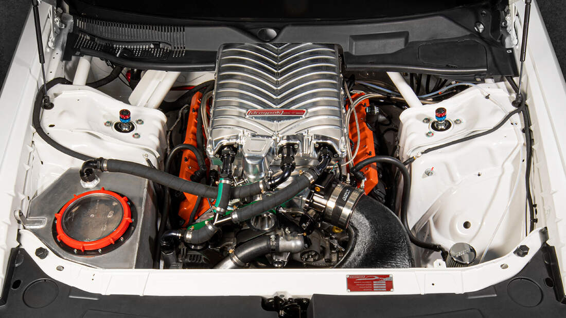 Dodge Challenger Drag Pak: Burnout-Monster für 120.000 Euro - auto ...