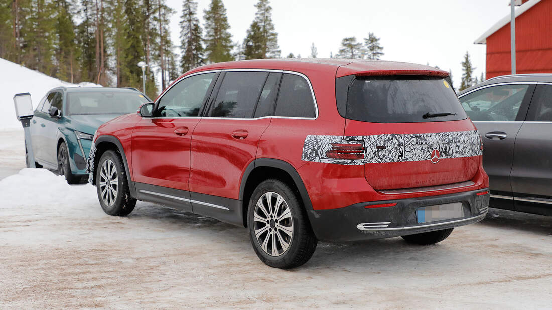 Mercedes EQB: Facelift für den Elektro-GLB | AUTO MOTOR UND SPORT