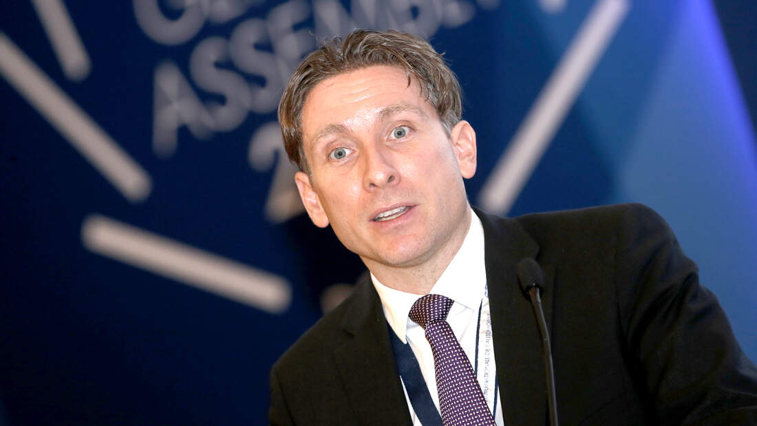 Interview mit FIA-Unfallforscher Andy Mellor (Seite 2) - AUTO MOTOR UND ...