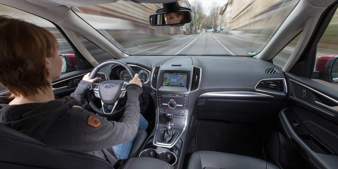 Ford Galaxy und VW Sharan im Vergleichstest - auto motor und sport