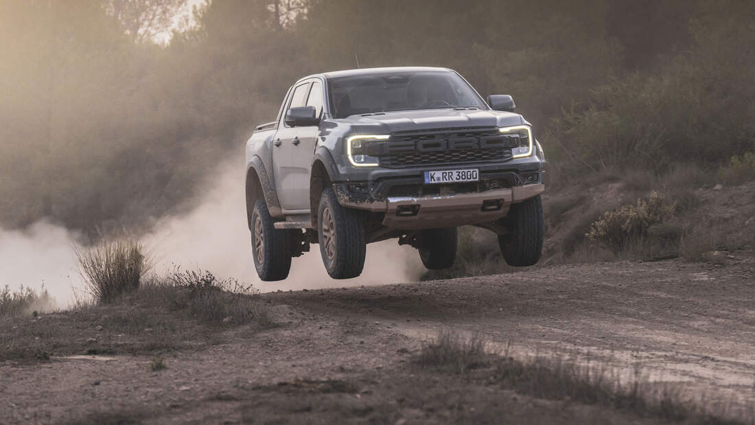 Ford Ranger Raptor (2022) erster Test | AUTO MOTOR UND SPORT