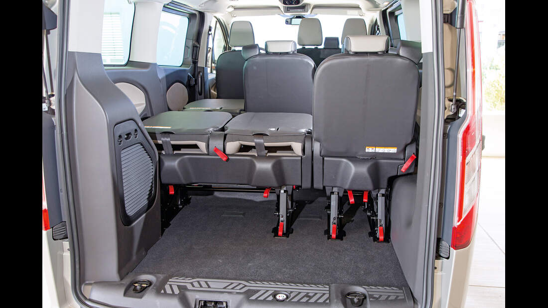 Ford Tourneo Custom, VW Multivan: Welcher ist der bessere Kauf? | AUTO ...