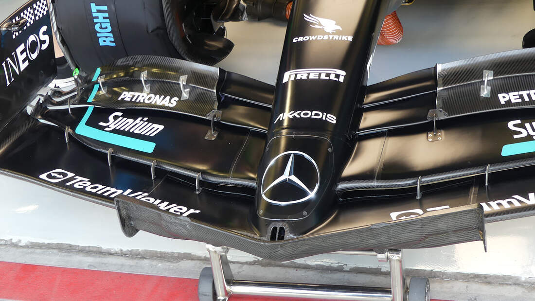 Red Bull auf Schienen: Mercedes mit Flügel-Update | AUTO MOTOR UND SPORT