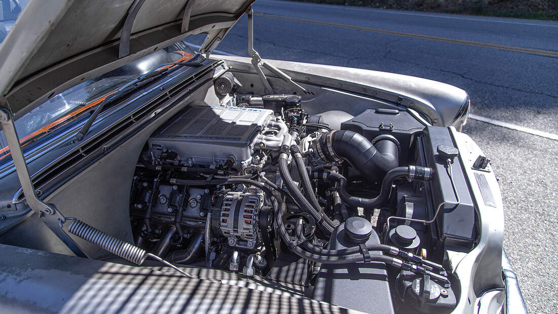 Icon 4x4 Mercedes 300 SEL 6.3 W109 mit LS9-V8 aus der Corvette C6 ZR1 ...
