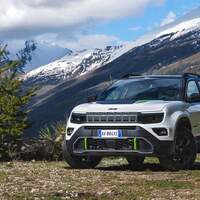 Allrad-Premiere: Jeep Avenger 4xe | AUTO MOTOR UND SPORT