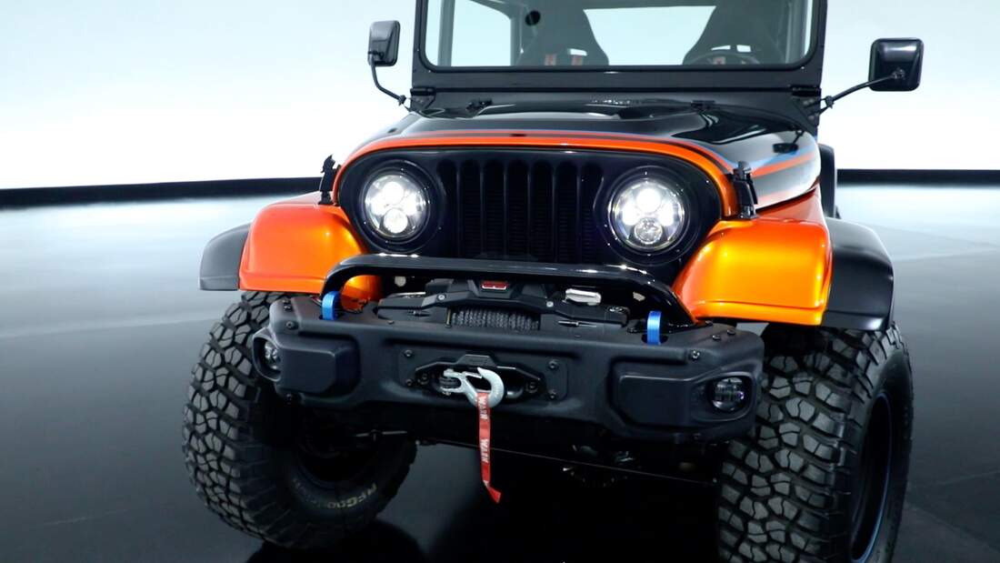 Jeep Surge Elektro-CJ auf der SEMA 2022 in Las Vegas | AUTO MOTOR UND SPORT
