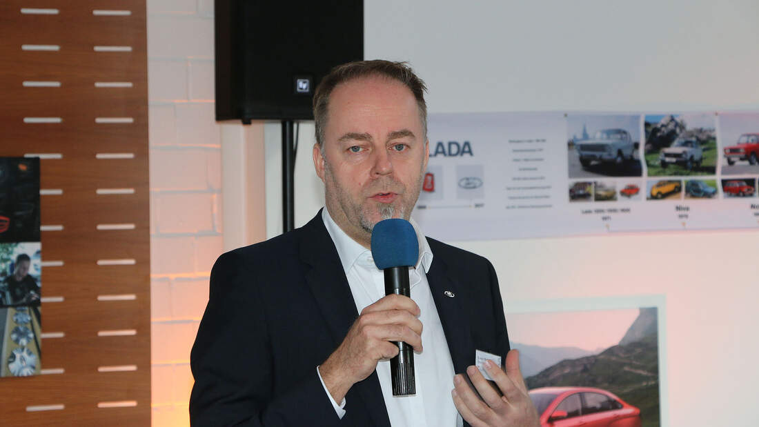 Lada Vesta SW und SW Cross: Kombi 2.000 Euro billiger - auto motor und ...