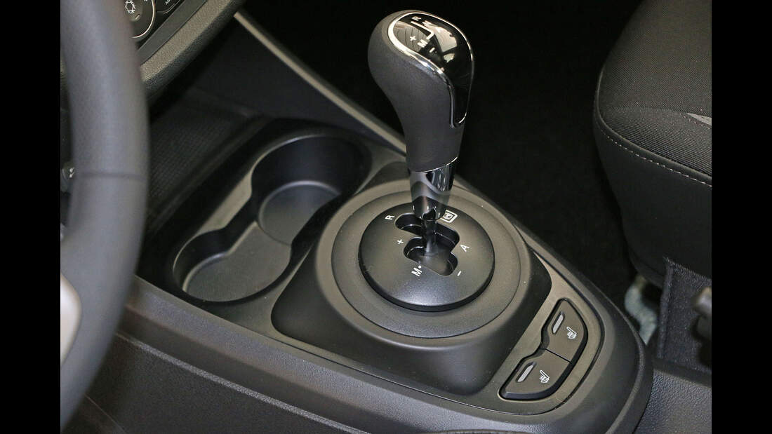 Lada Vesta SW und SW Cross: Kombi 2.000 Euro billiger | AUTO MOTOR UND ...