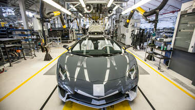 Lamborghini aktuelle Infos, Neuvorstellungen und Erlkönige - AUTO MOTOR ...