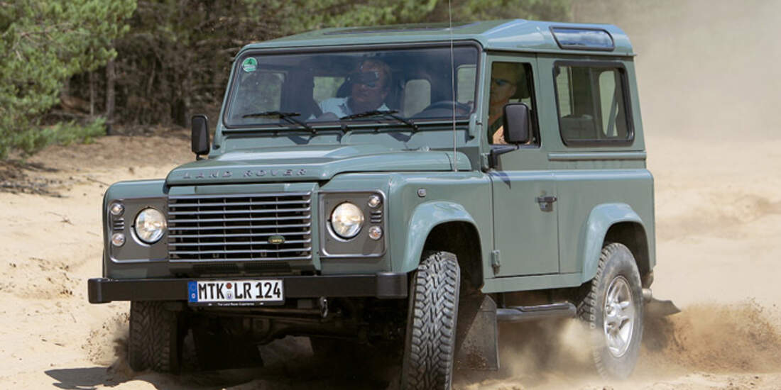 Land Rover Defender 90 Td4 im Supertest - auto motor und sport