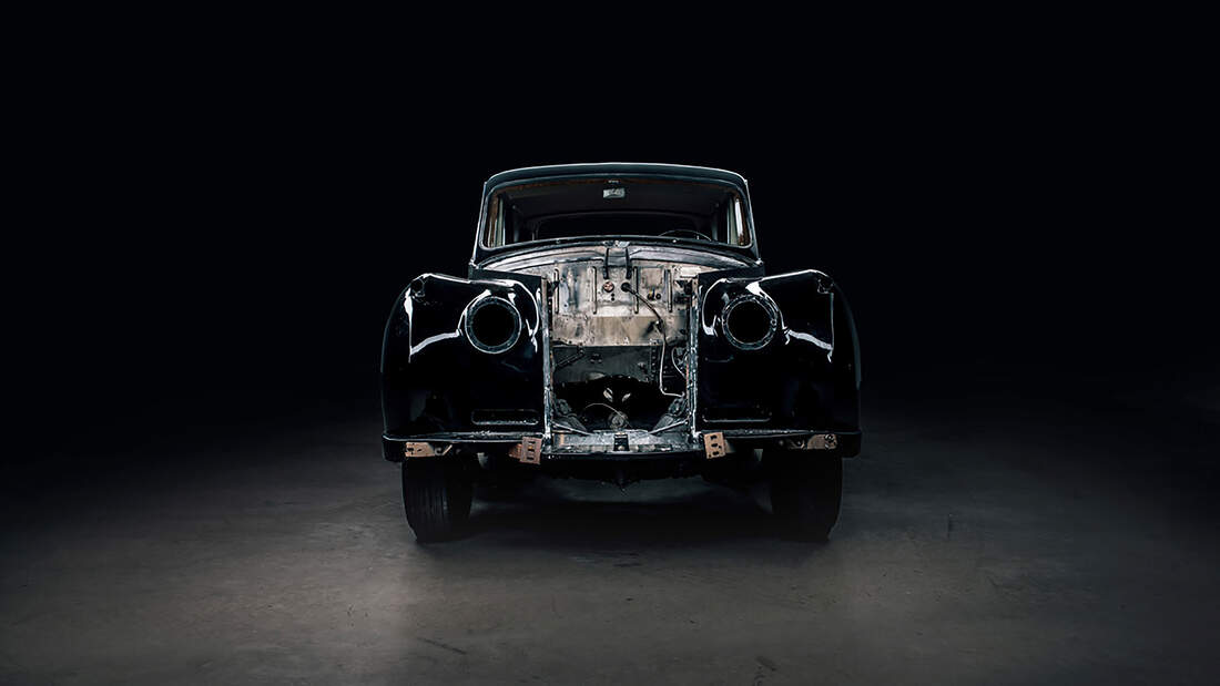 Lunaz-Design rüstet Oldtimer um: Edle Elektriker aus Silverstone | AUTO ...