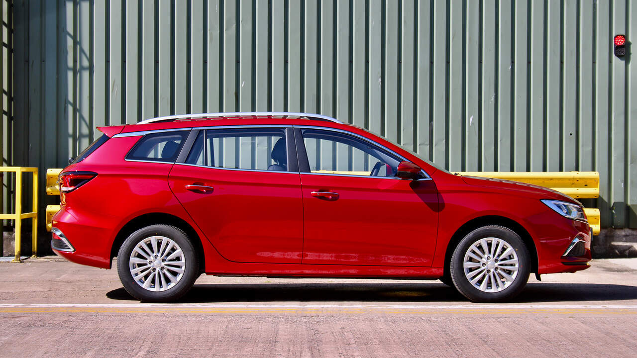 MG5 EV Ein Stromer fur die Insel AUTO MOTOR UND SPORT