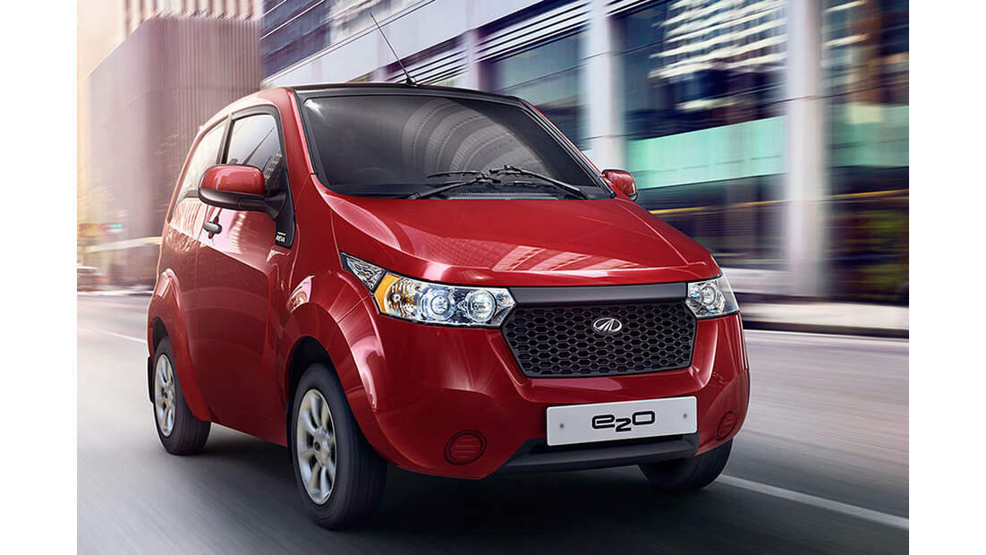 Mahindra e auto store