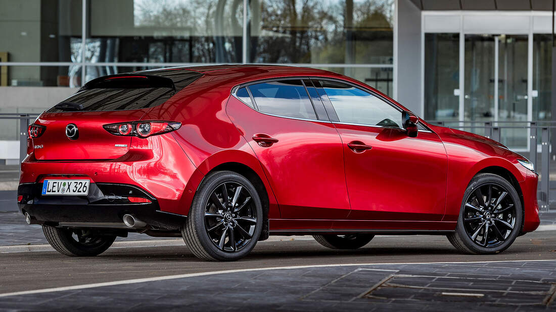 Mazda 3 und CX-30 e-Skyactiv X im Fahrbericht | AUTO MOTOR UND SPORT