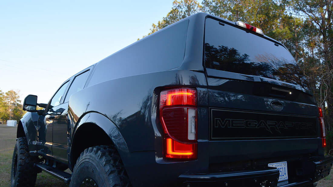 Megarexx Megaraptor auf Basis der Ford-Super-Duty-Pick-ups | AUTO MOTOR ...