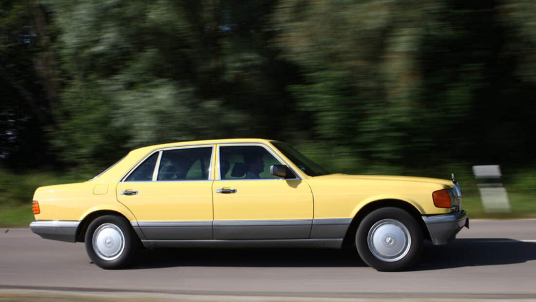 Mercedes-Benz 560 SEL: Die Farbe des Gelbes - auto motor und sport
