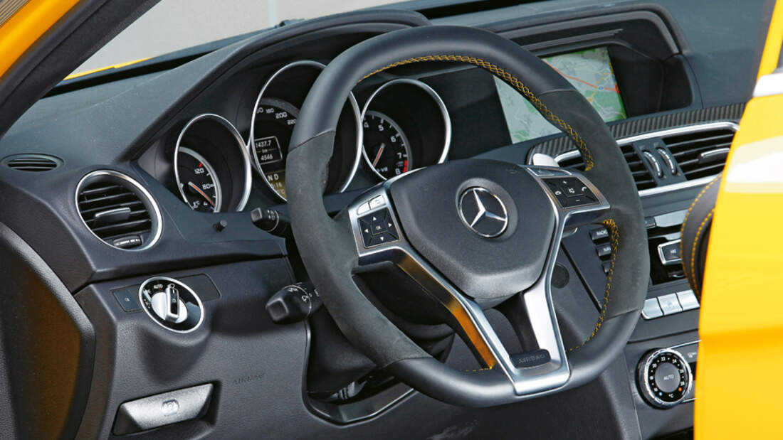 Mercedes C63 AMG Coupé Black Series: Schwarzer Serienheld im Supertest ...