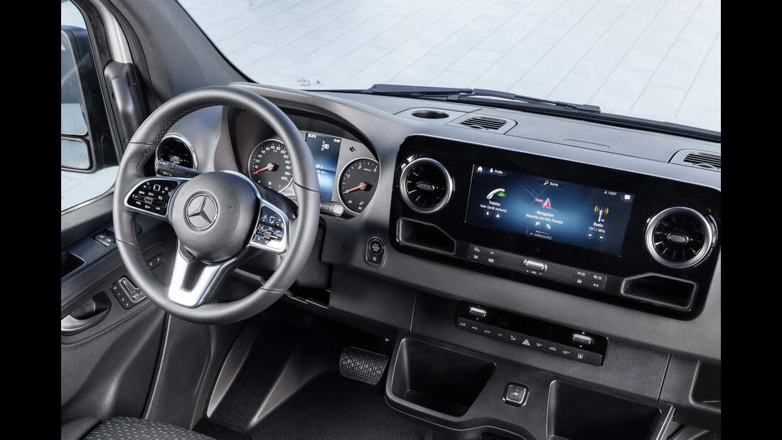 Drei Rückrufe bei Mercedes Sprinter (907 und 910) | AUTO MOTOR UND SPORT