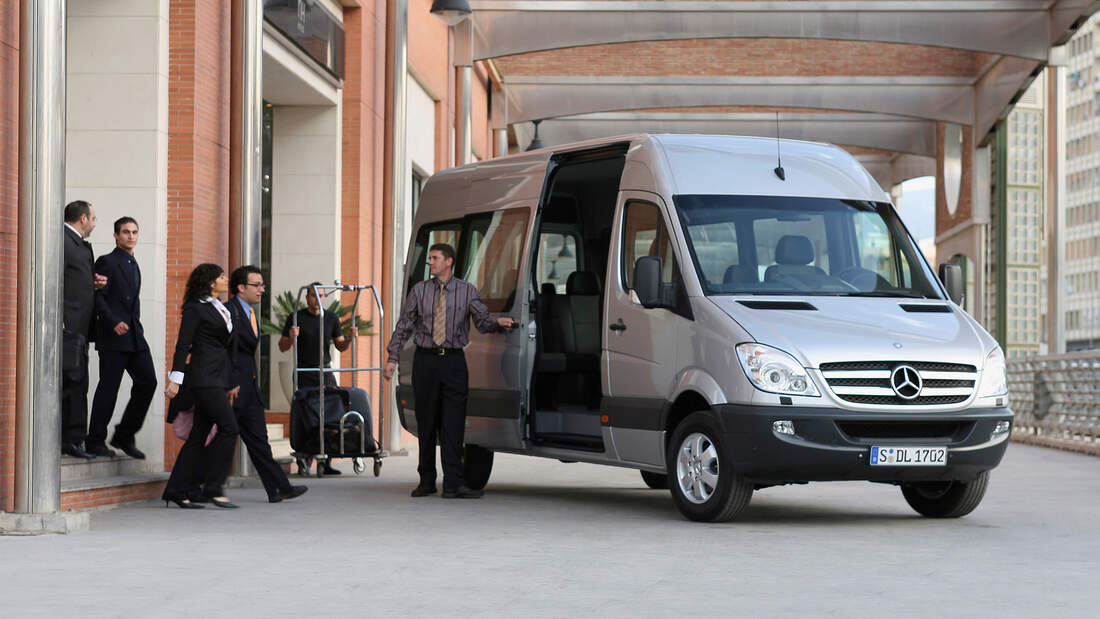 25 Jahre Mercedes Sprinter: Ein Kasten wird Kult | AUTO MOTOR UND SPORT